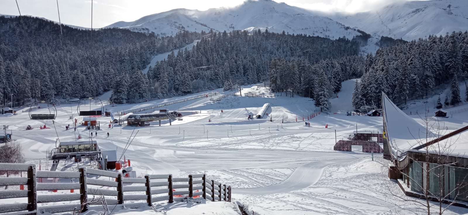 Dans les coulisses du Lioran : la préparation de la saison hivernale ...